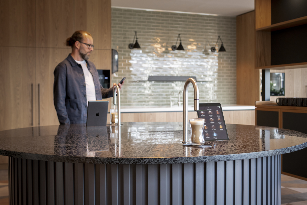 Commercial coffee machines | TopBrewer by Scanomat